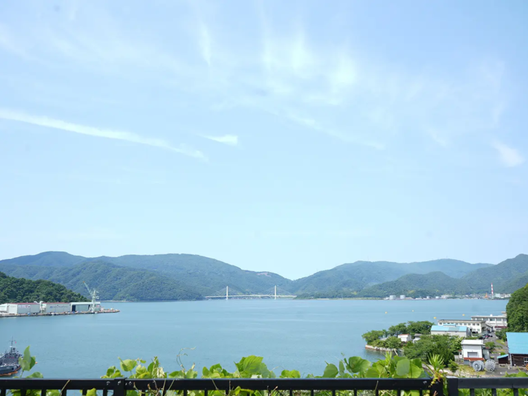 複合商業施設atickが、京都舞鶴の赤れんがパーク隣接地にがオープン！ - 京都のいちばんち